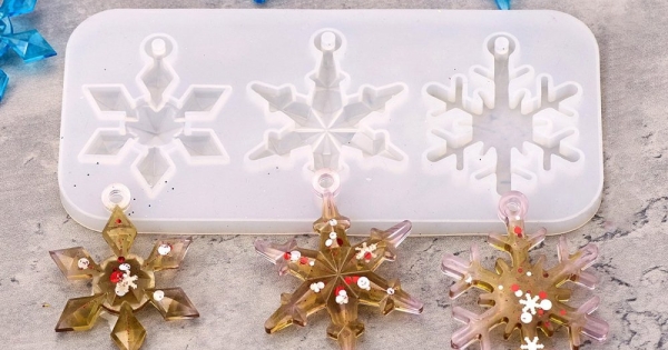 Artizan Shop | Matrita silicon pentru rasina, 3 forme fulgi de zapada ...